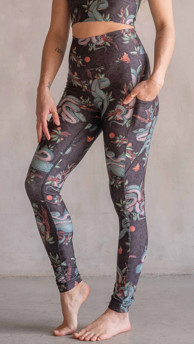 Pit Viper - Eagle Rock WERKSHOP® Featherlight Pocket Leggings